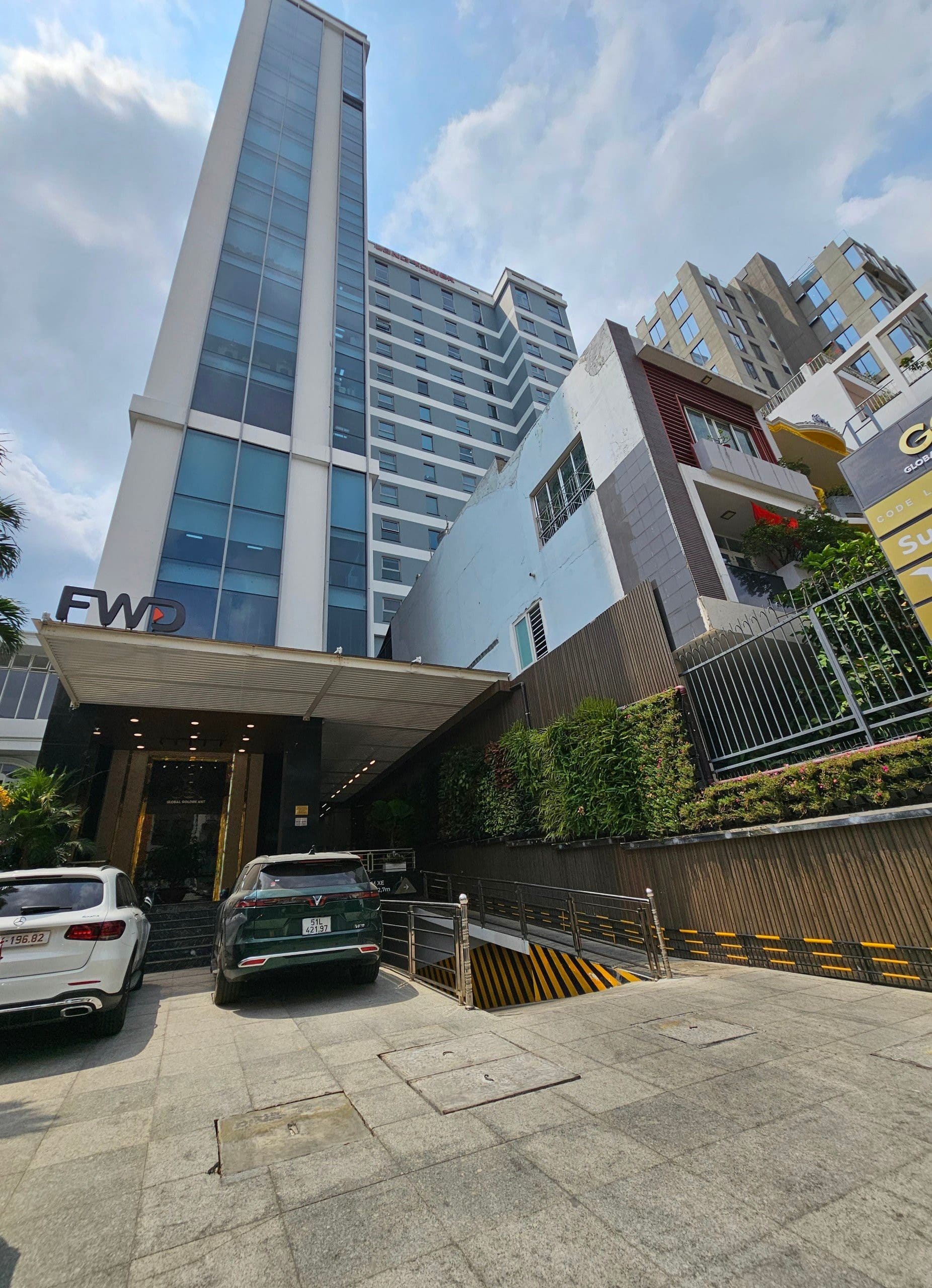 Tòa Nhà LONG TOWER - Global Golden Ant (GGA)